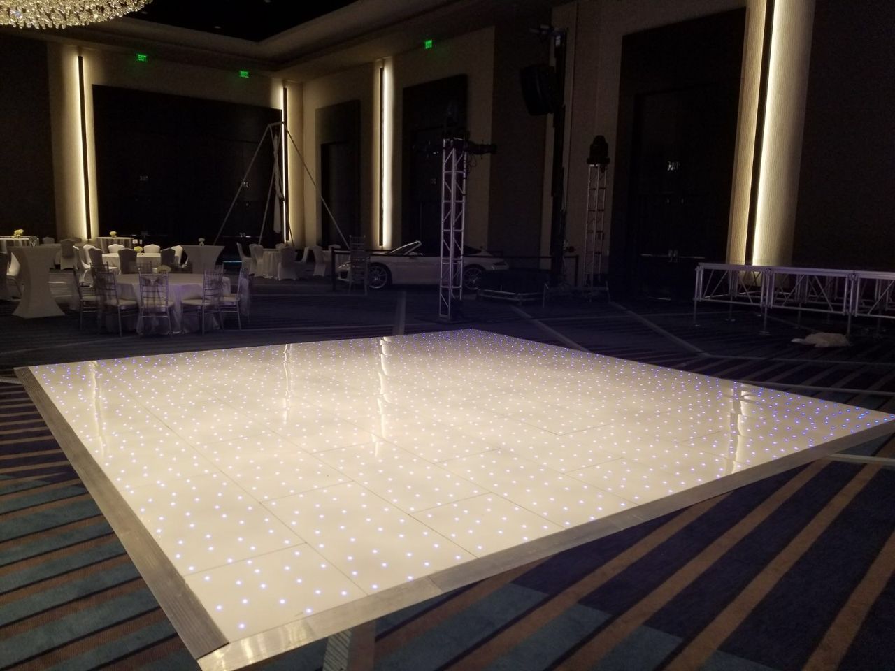 Ring de dans - MagicFloor Transforma evenimentul